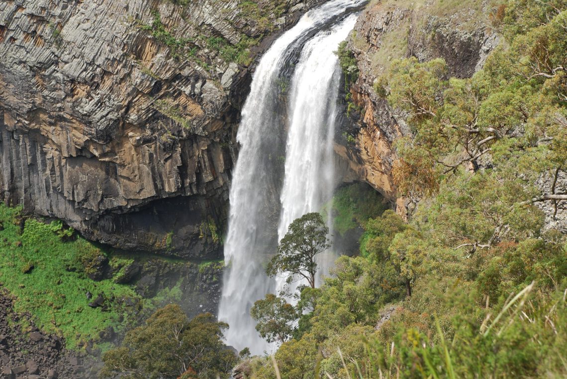 Exploring National Parks around Armidale - Waterfall Way